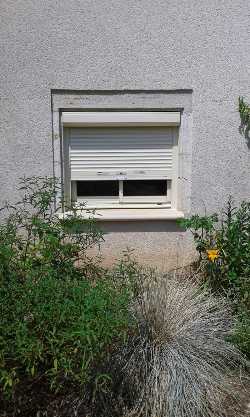 Le point sur le volet roulant rénovation en façade - Blog de Orion ...
